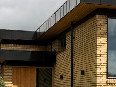 Fladt tag med tagpap: priser, renovering & muligheder (2025)